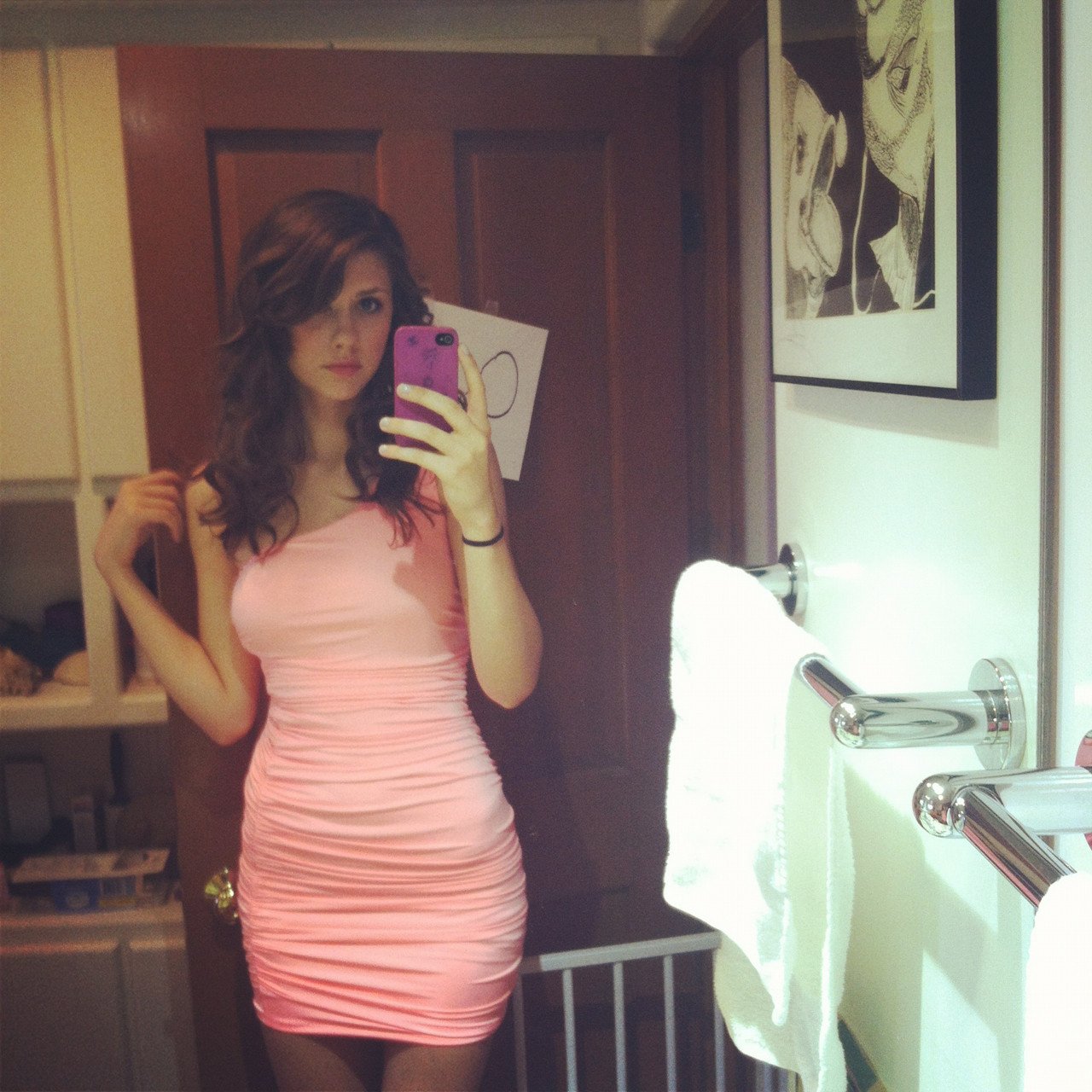 [PHOTOS] F!LLES grandes + belles hanches sur le forum Blabla 18-25 ans ...