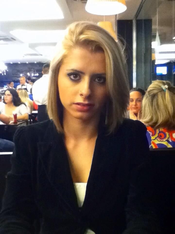 Le SheMale Marina Ambrosio veut que vous l'enc... sur le forum Blabla ...