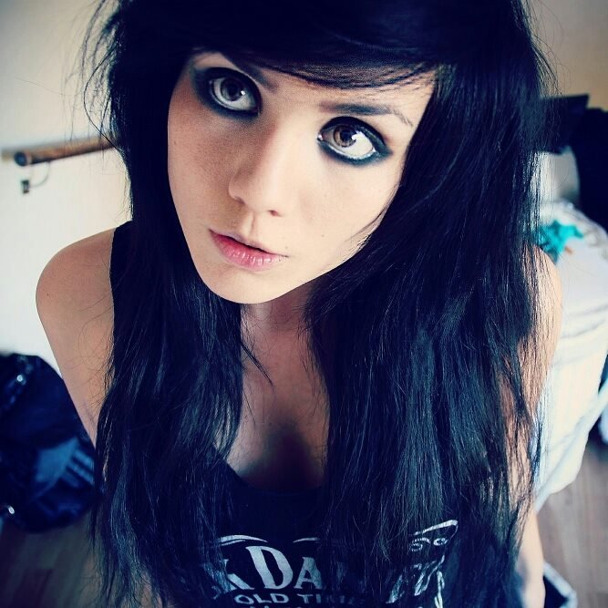 [PHOTOS] Laquelle de ces filles Emo vous choisiriez ? sur le forum ...