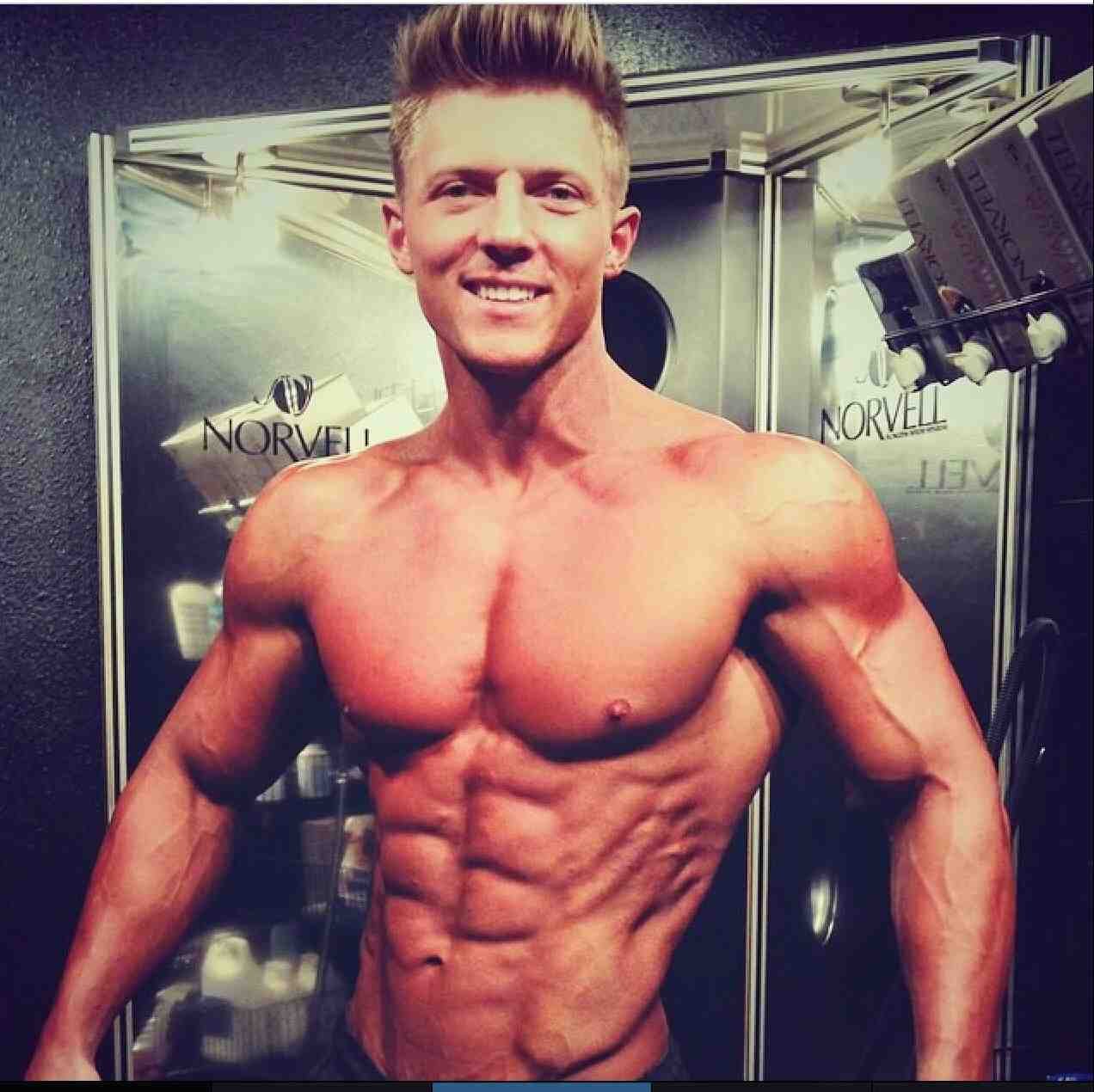 Steve Cook a un physique exceptionnel? sur le forum Musculation ...
