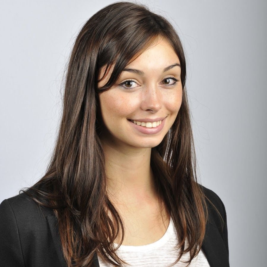 [PHOTO] La journaliste Laura Cambaud vous en thinkez whatent ? sur le ...