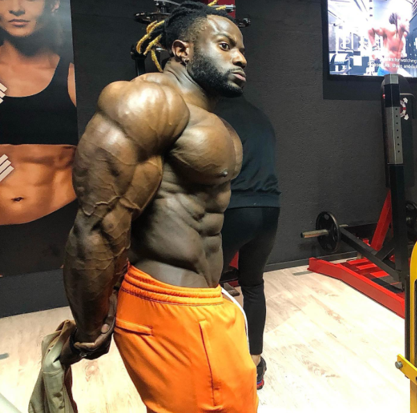 Mais bordel le physique de Nathan Mozango sur le forum Musculation ...