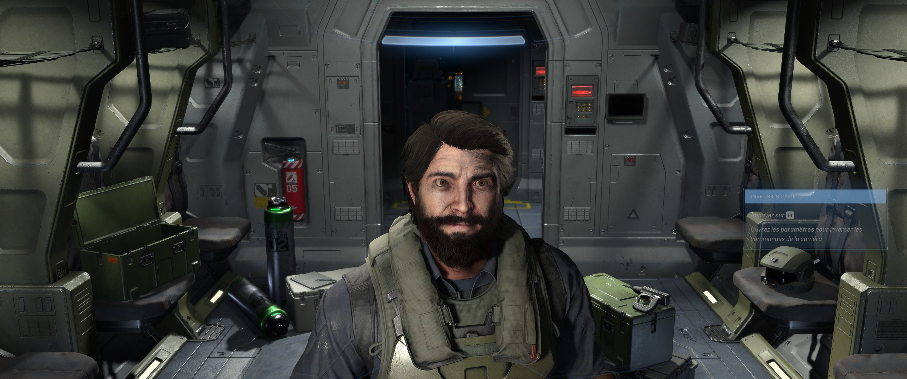Les visages sont vraiment raté, c'est horrible ! sur le forum Halo ...