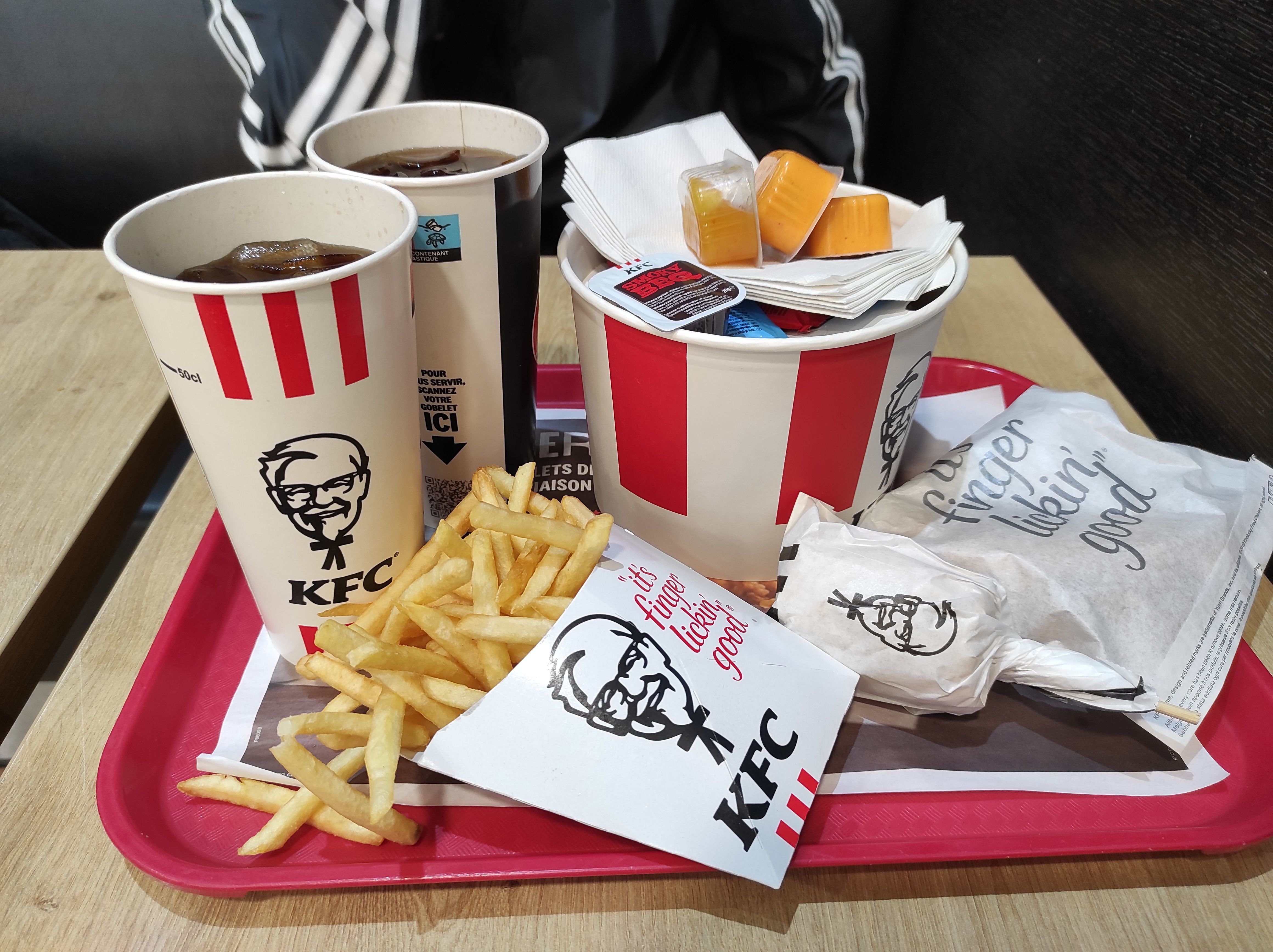 [TRAP] J'ai emmené mon TRAP de poche au KFC sur le forum Blabla 18-25 ...