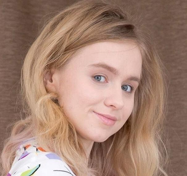 L' actrice "Flora Fairy" vous en pensez quoi ? (photo) sur le forum ...