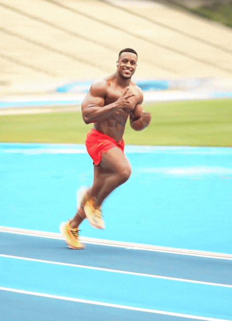 la progression de Ashton Hall en 4 ans !! sur le forum Musculation ...