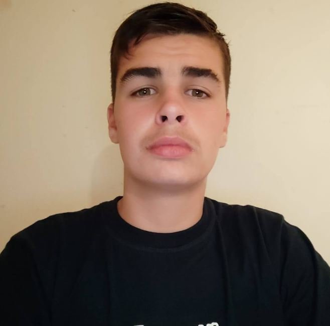 [PHOTO] Le petit frère du youtuber TIM après sa PUBERTÉ sur Onche ...