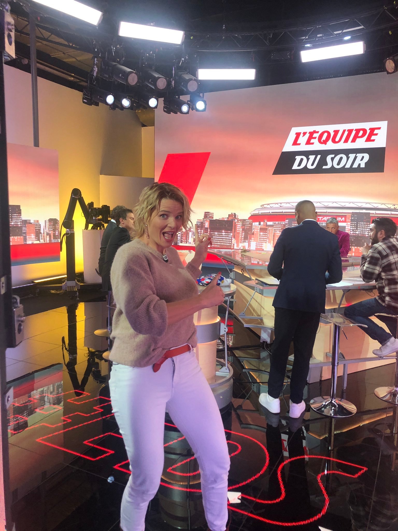 La journaliste France Pierron (L'Equipe) agacée par les remarques sur ...