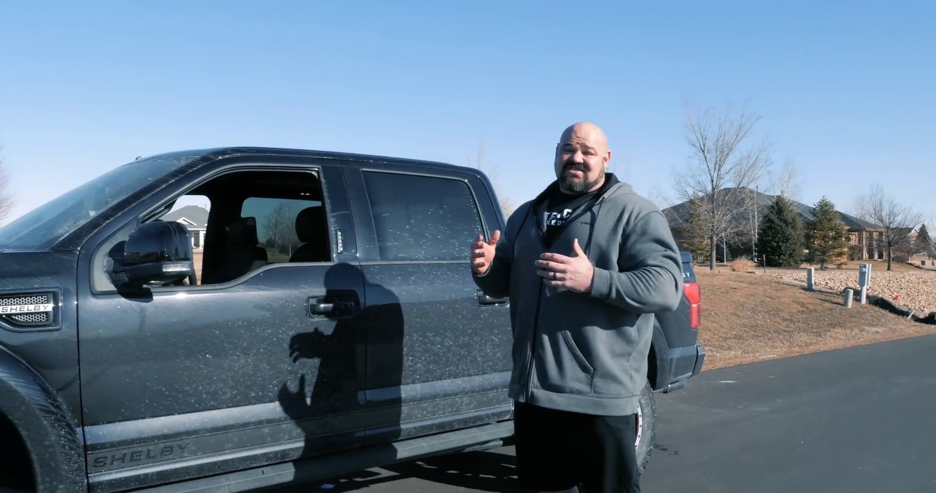 (VIDEO) Baptise Marchais le Bot Americanoïde sort son GROS GAMOS texan ...