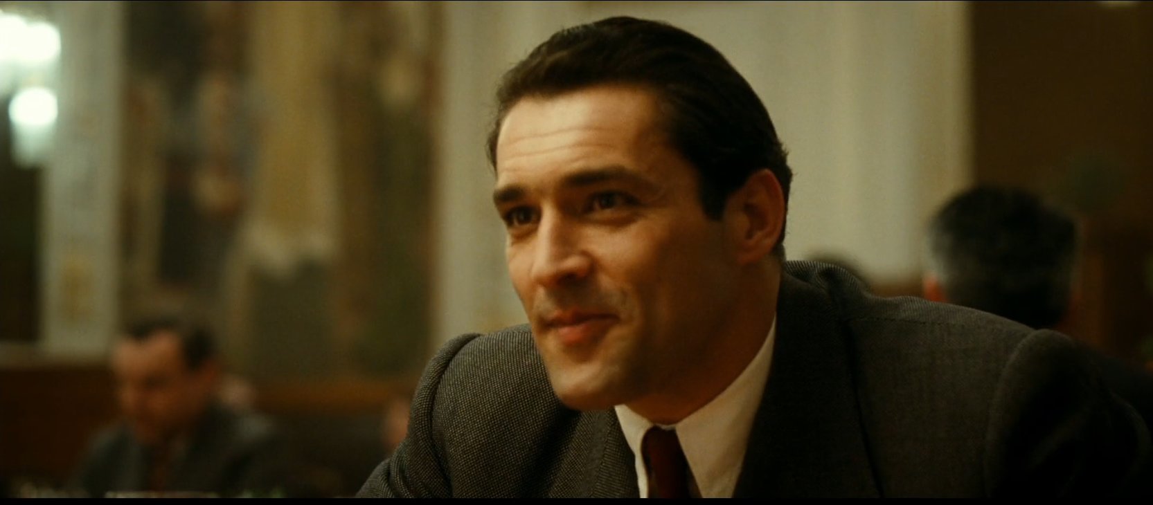 L'acteur jouant Marcel Cerdan dans La Môme sur le forum Blabla 18-25 ...