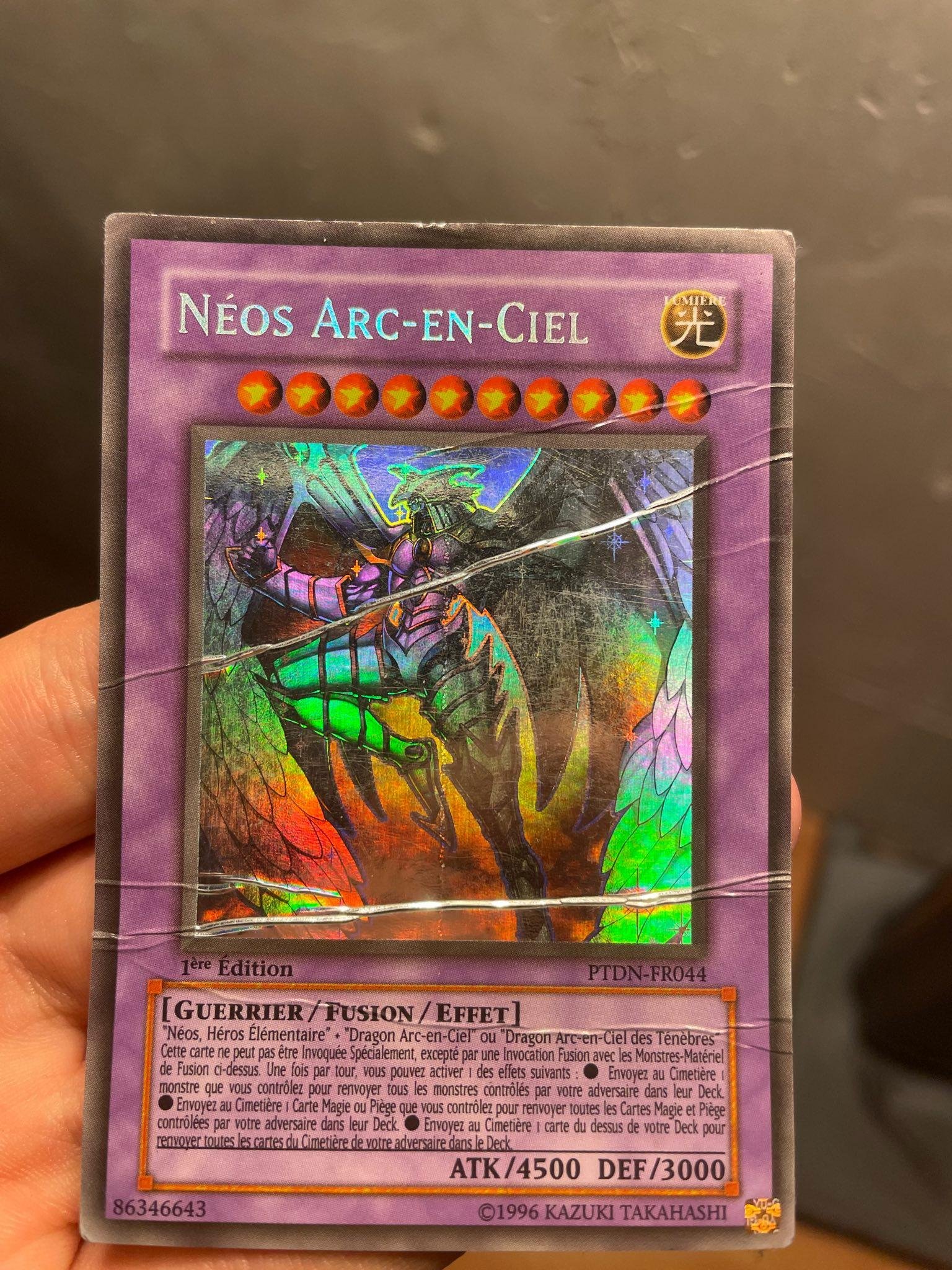 Yu-Gi-Oh en 2003 : "J'invoque le Dragon Blanc aux Yeux Bleus à 3000 d ...
