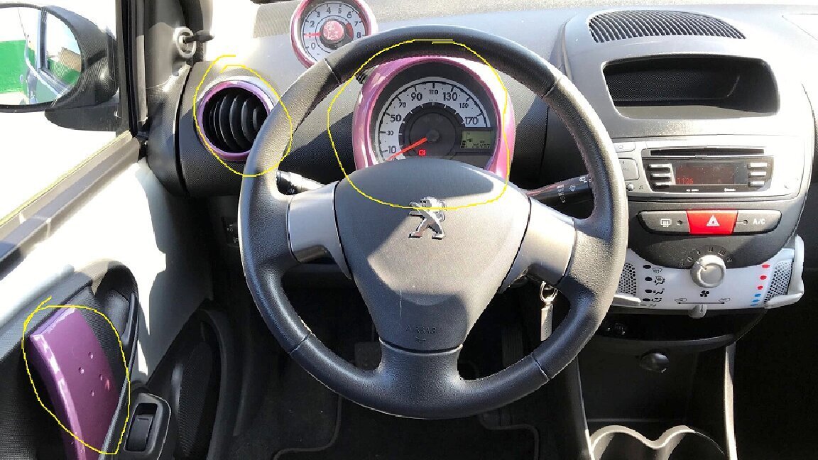 Recherche pièce intérieur peugeot 107 - 107 - Forum Auto