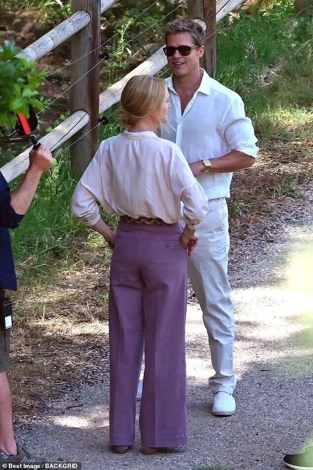 AYAAAA Brad PITT 60 ANS ressemble à ca : sur JvArchive forum 18-25 ...