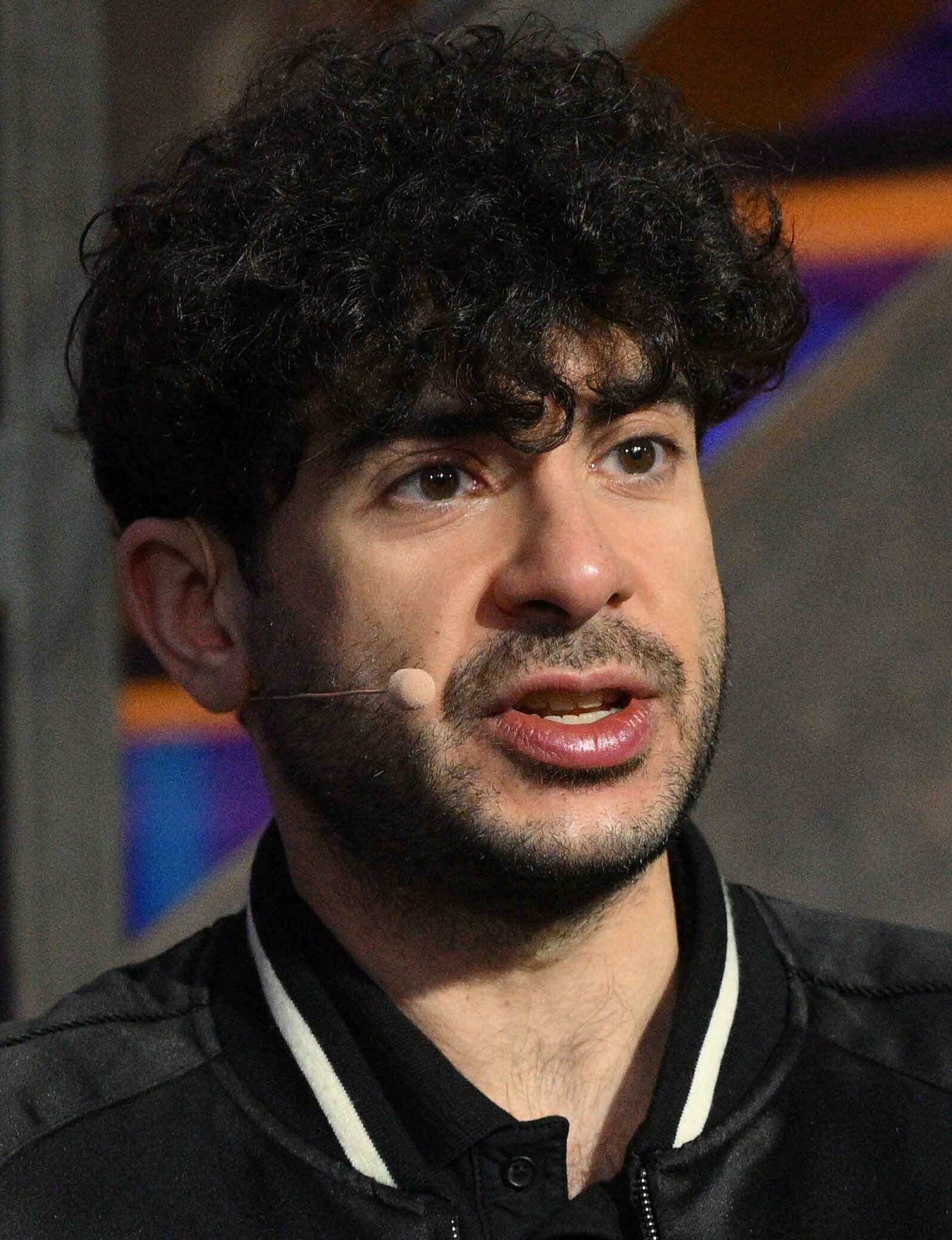 Si vous avez le choix entre un dîner avec Vincent McMahon et Tony Khan ...