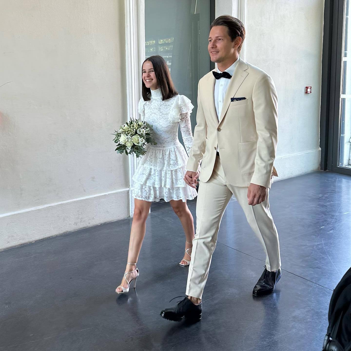 [PHOTO] Marina Kaye SE MARIE avec son CHAD sur le forum Blabla 18-25 ...