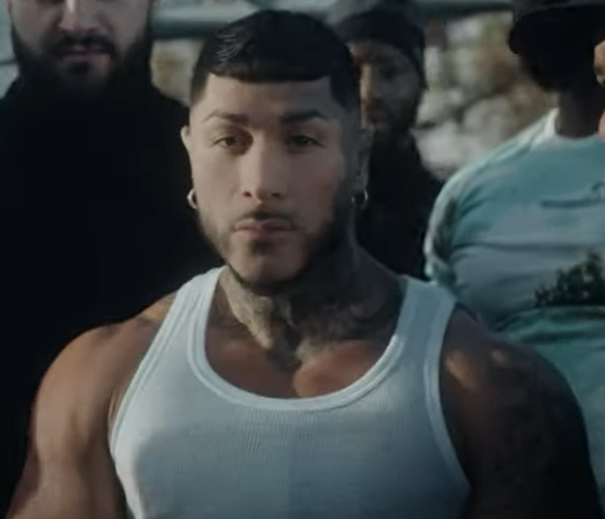 Le RAPPEUR Tovaritch est DEVENU ENORME sur le forum Blabla 18-25 ans ...