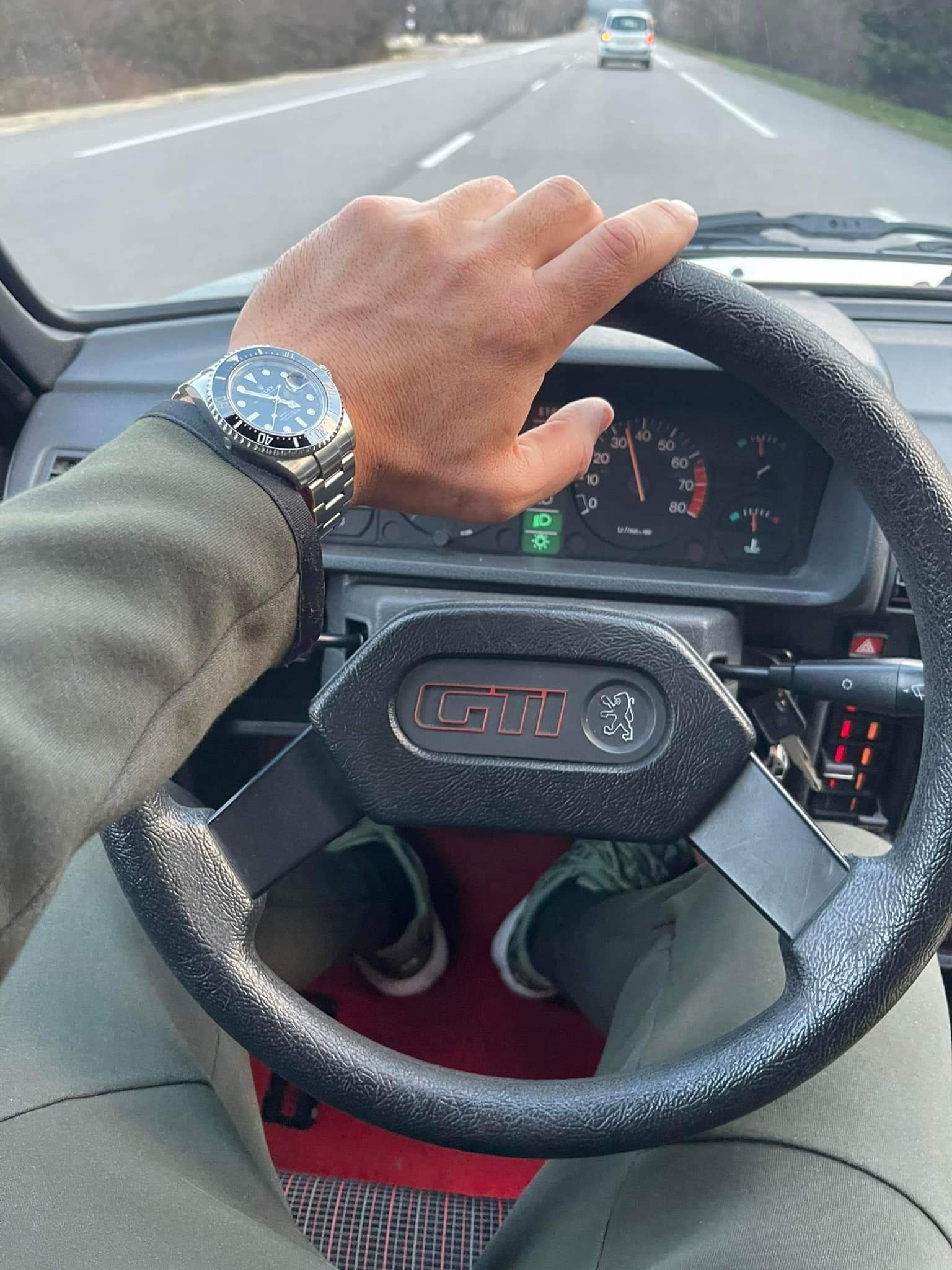 [PHOTO] Je possède la voiture française la plus mythique jamais ...