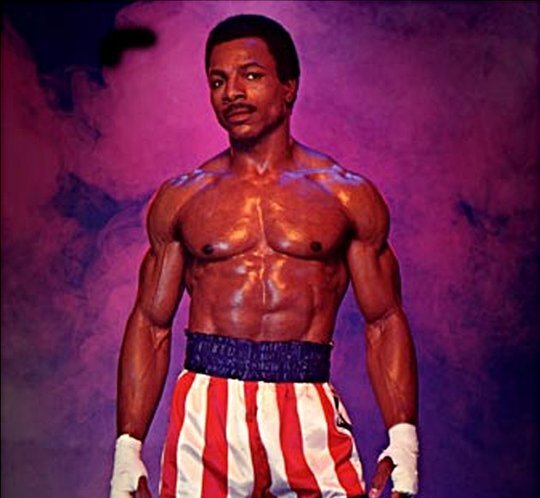 N'empêche, la SHAPE de Carl Weathers c'était quelque chose bordel ...