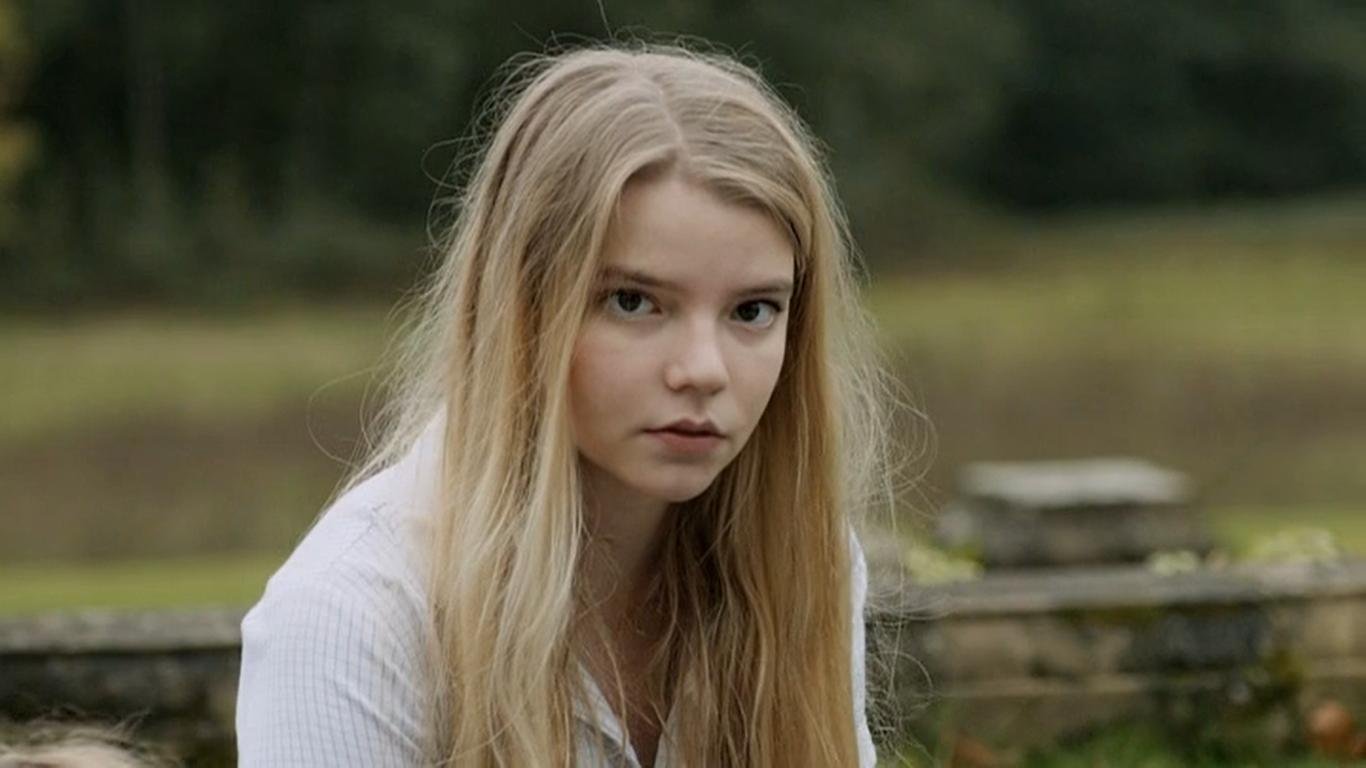 [SONDAGE] La Chanteuse et Actrice ANYA TAYLOR JOY est-elle BELLE ? sur ...