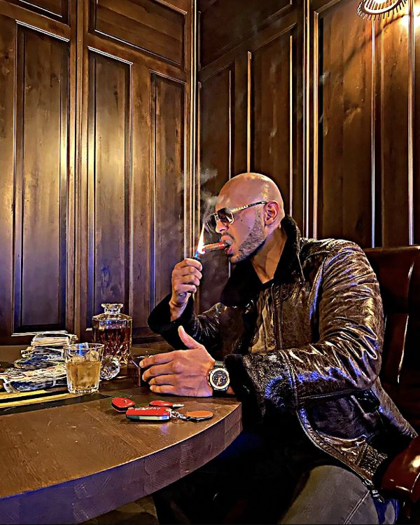 Andrew Tate est vraiment le chad Ultime sur le forum Blabla 18-25 ans ...