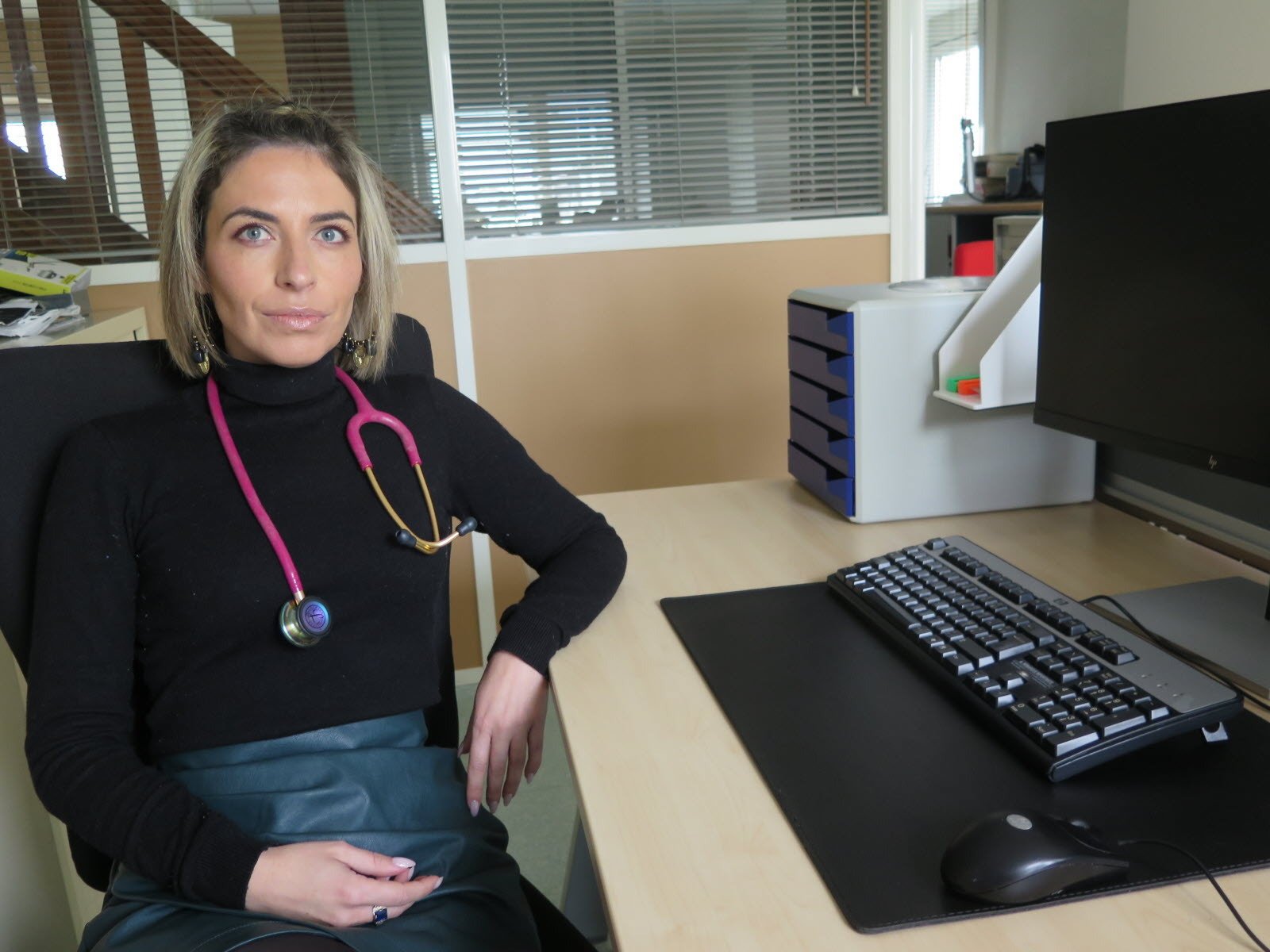 Médecin interdit d'exercer : deux infirmières de pratique avancée mises ...