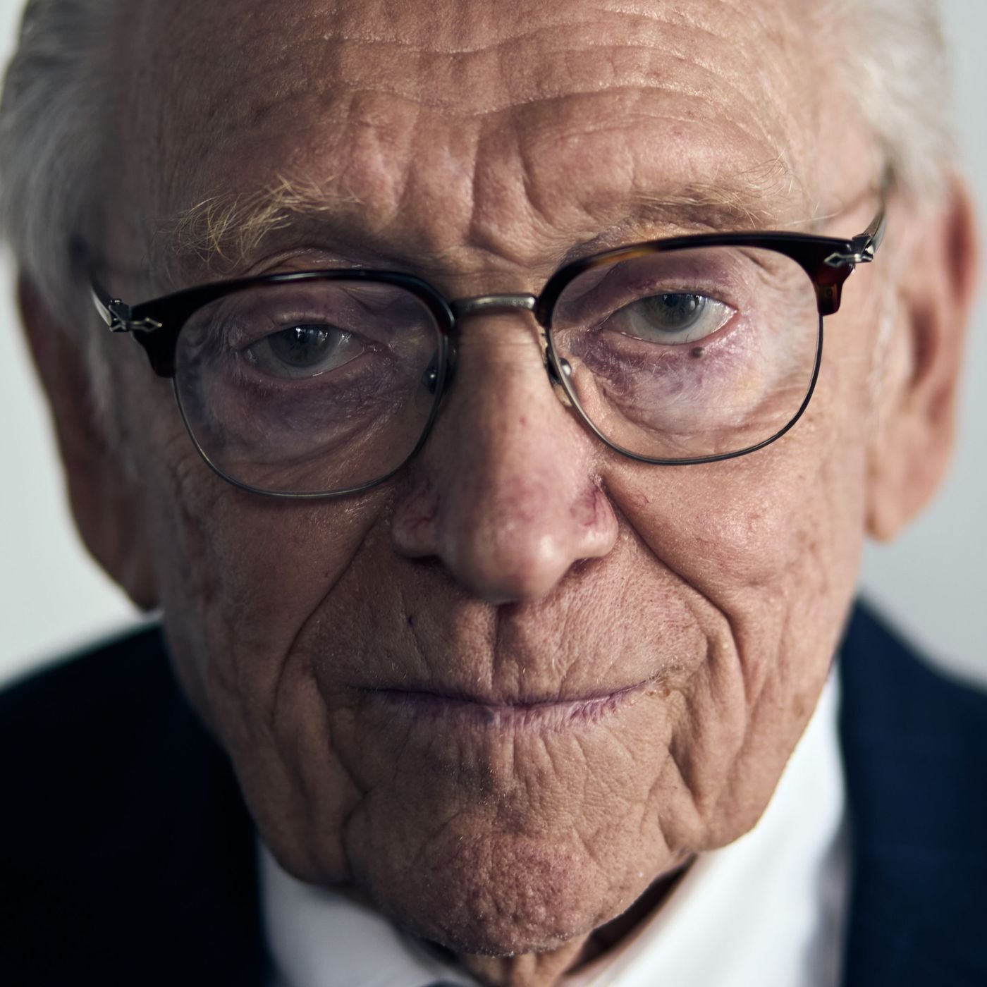 AYAAAOOO LARRY SILVERSTEIN vient d'acheter l'emblématique US Bank Tower ...